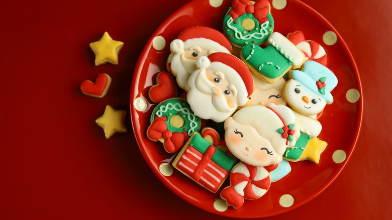 17 Types Of Frosting, Explained