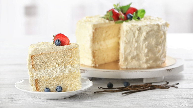 17 Types Of Frosting, Explained