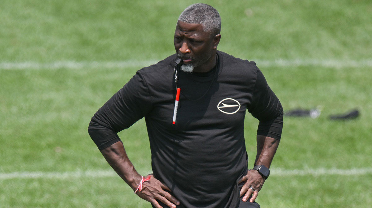 What Jets head coach Aaron Glenn said about ugly game vs. Dolphins after losing it on team