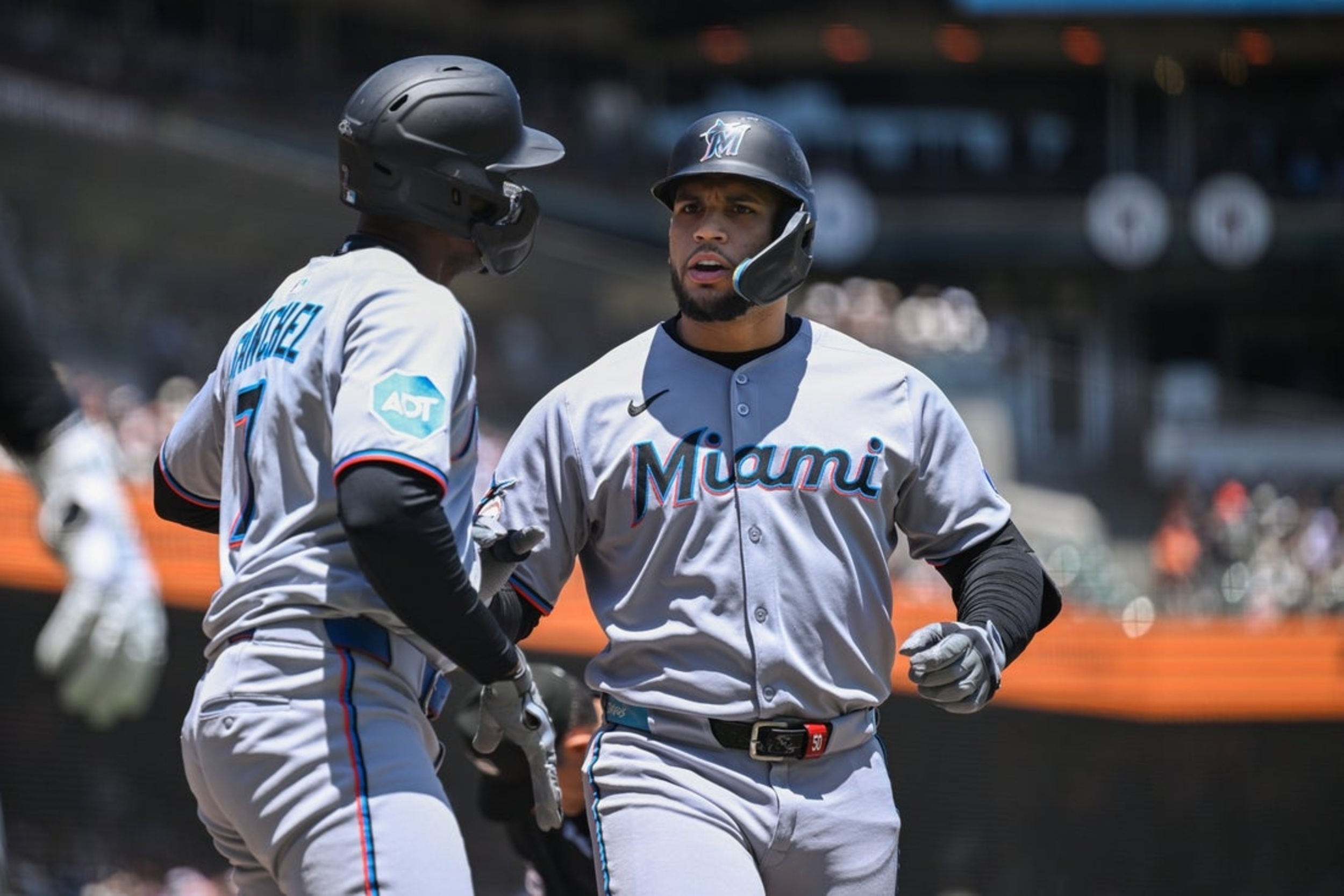 Marlins beat up on host Giants for series sweep