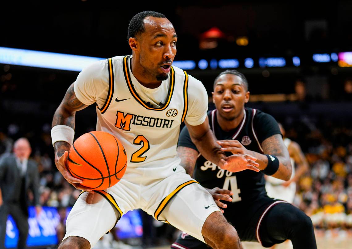 Mizzou basketball standout Tamar Bates announces 2-way contract with ...