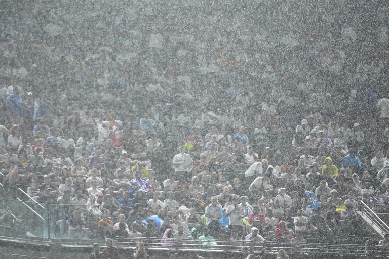 Vinícius Júnior scores and assists in Real Madrid's 3-0 win over ...