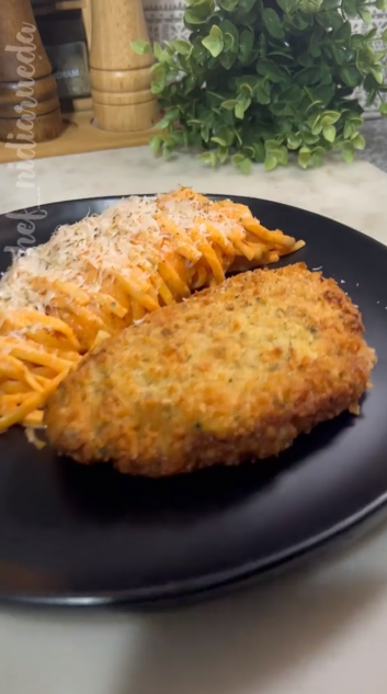 Milanesa de Cerdo Rellena con Jamón y Queso