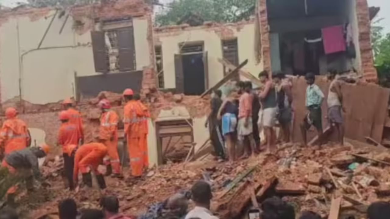 Two-storey building housing migrant workers collapsed in Thrissur ...
