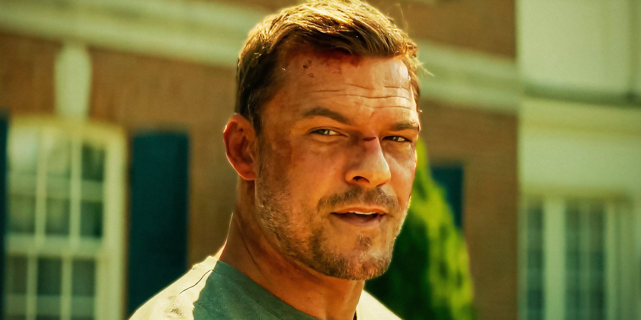 Alan Ritchson Suits Up As Batman Following James Gunn's Recent DCU ...