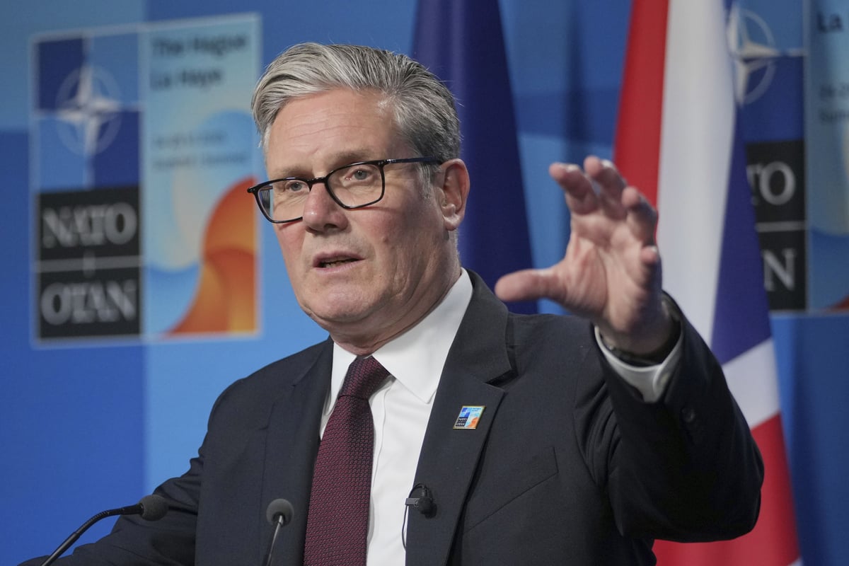 Keir Starmer sparks 'two-tier' benefits system row with major U-turn on ...