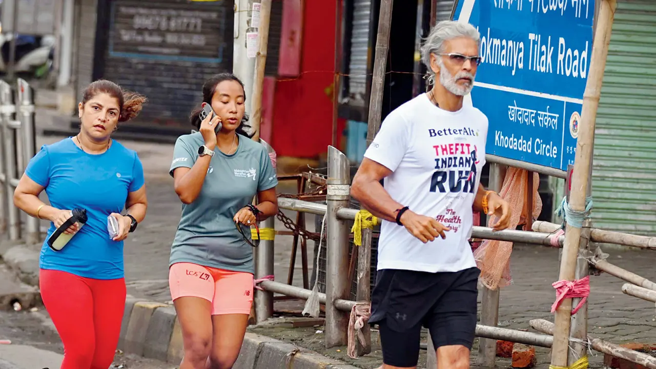 Milind Soman sets off on Goa trip where he will cycle 100 km and run 21 km