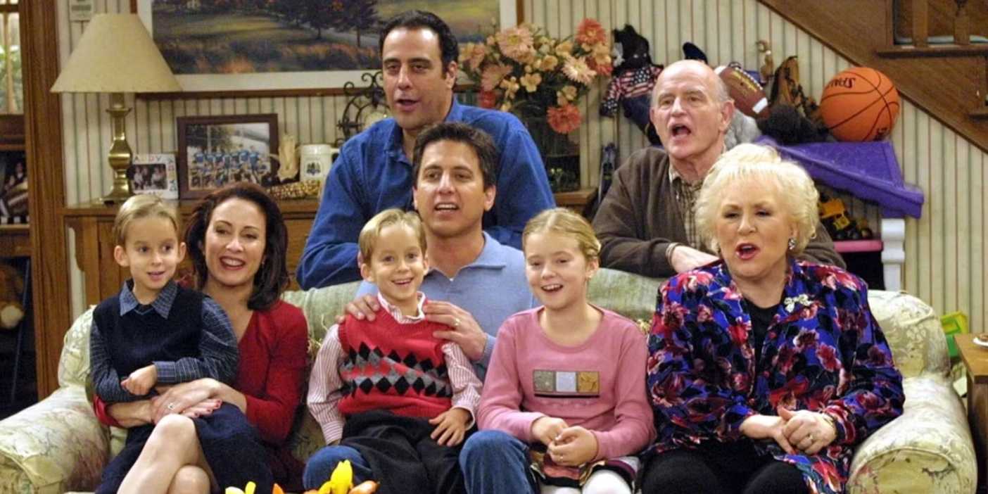 Why Everybody Loves Raymond Recast Ray's Twins After the Pilot