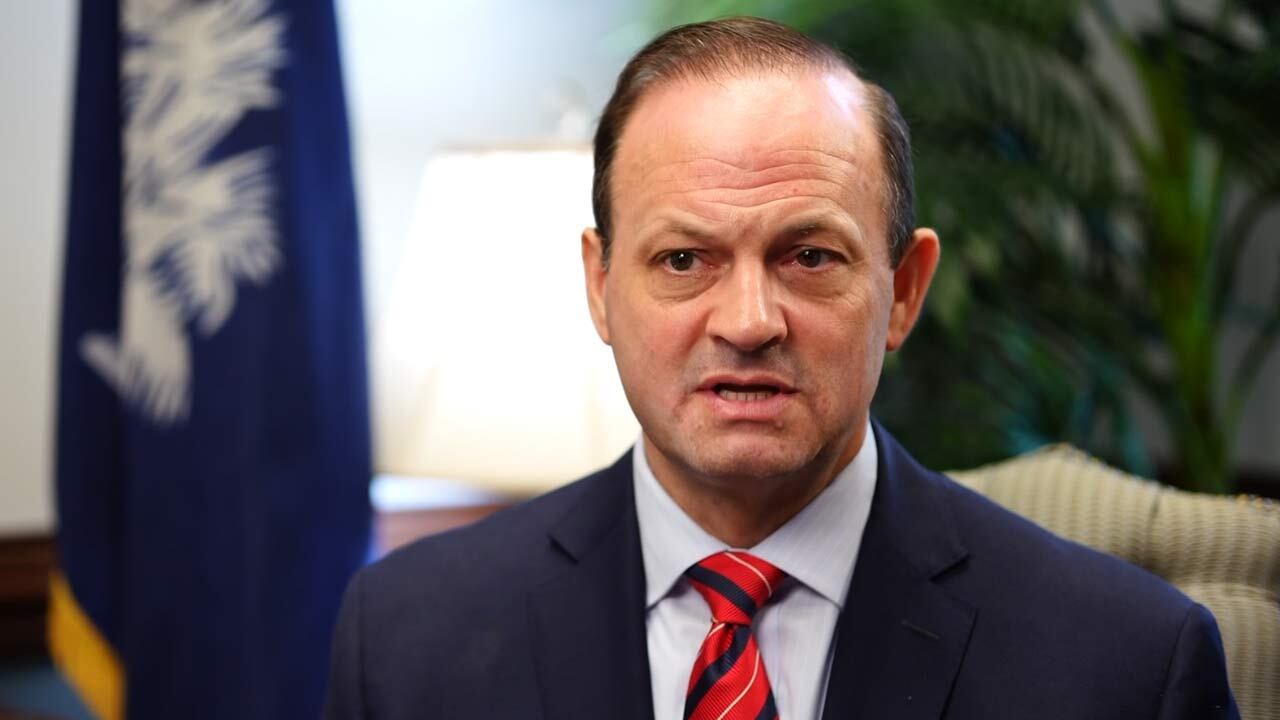 South Carolina attorney general defends removal of foreign gang members