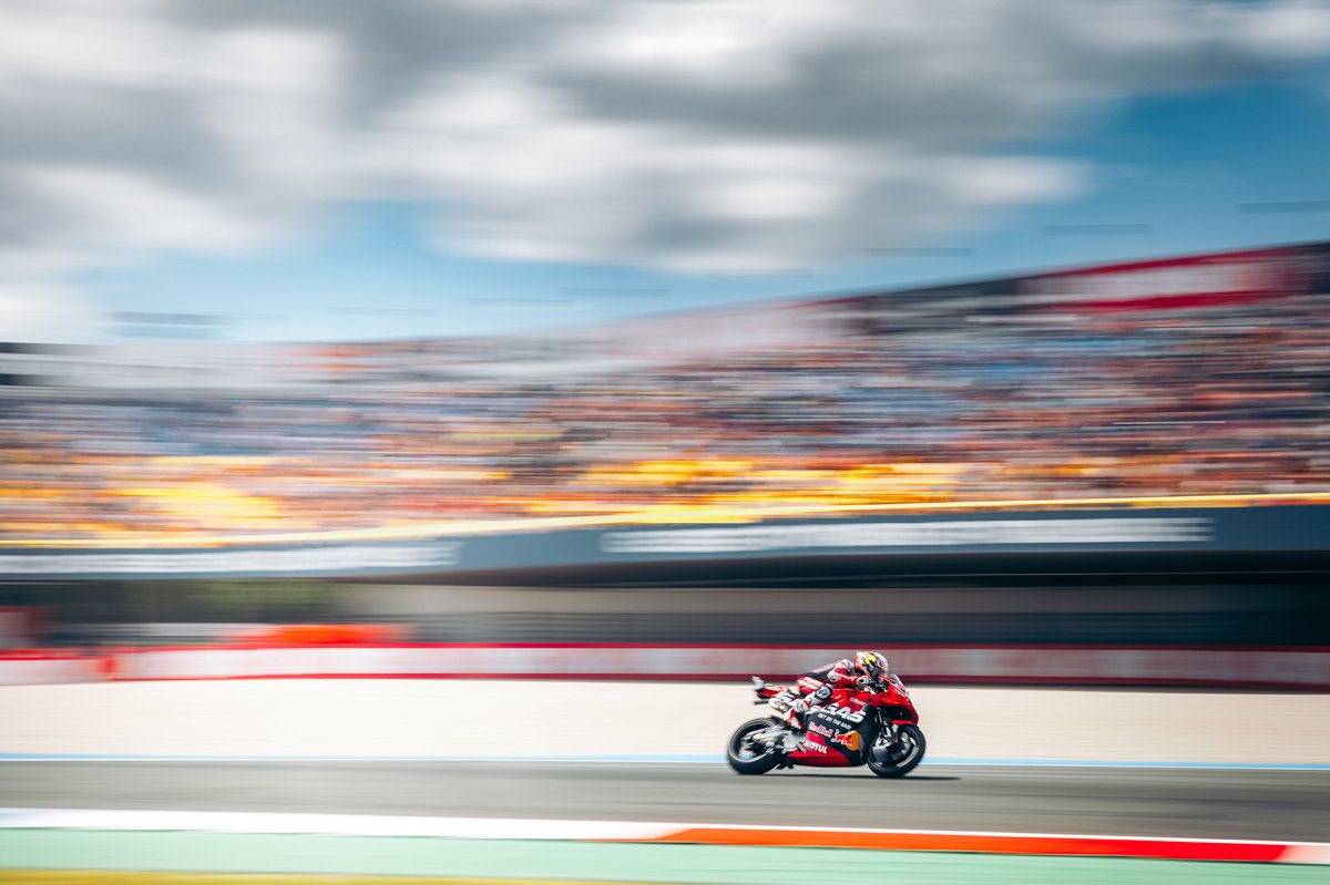 MotoGP TT Assen 2025 kwalificatie & sprintrace: Tijden, live kijken ...