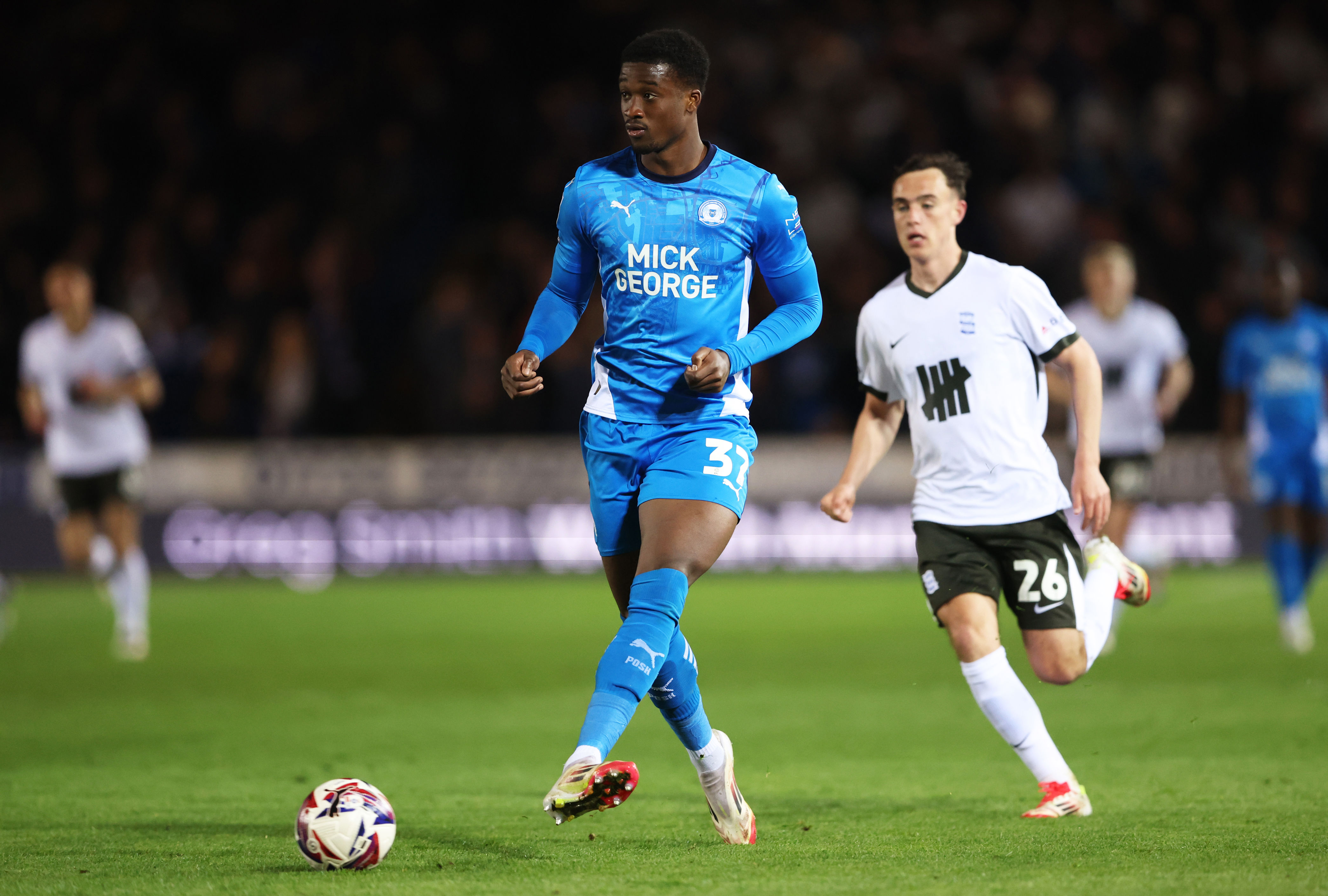 Rangers ‘in talks’ to sign EFL defender ahead of Norwich City as ...