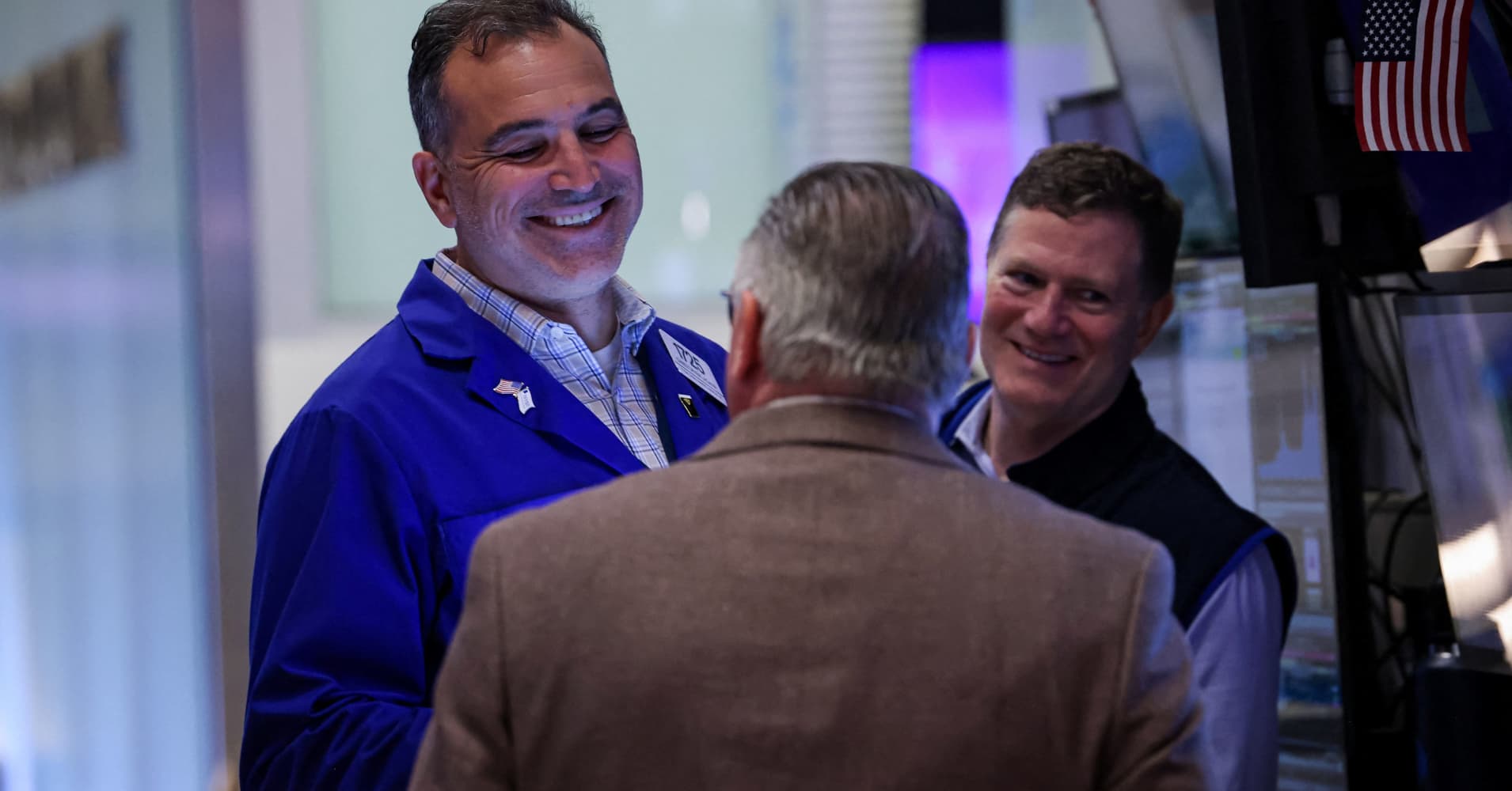 CNBC Daily Open: Wall Street is tuning out the noise and catching rays