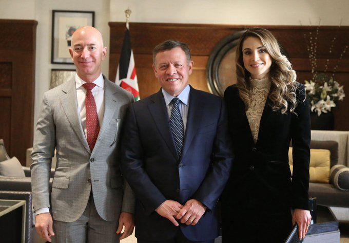 Rania de Jordania y Jeff Bezos, una sorprendente amistad que empezó ...