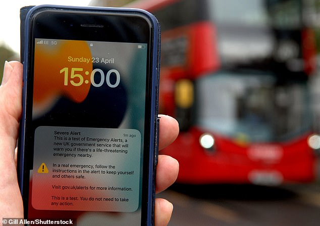 WW3 fears grow as ALL phones to blast out 'emergency alarm' in system test