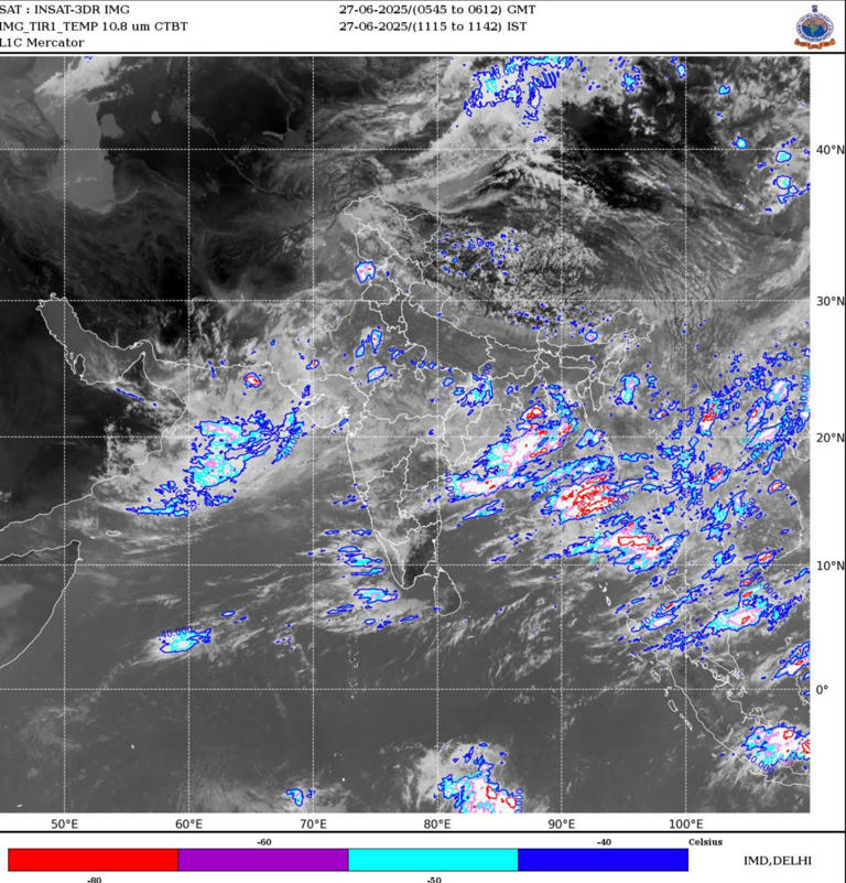 Delhi swelters in unexpected humidity: Where are the monsoon rains?