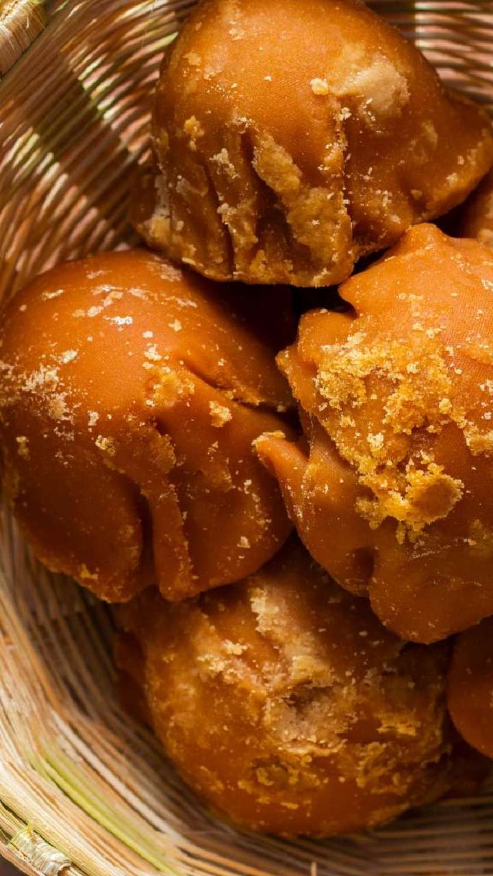 How To Identify Fake Jaggery At Home?