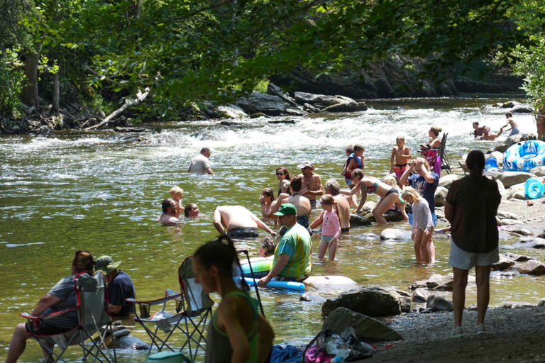Trump orders entry fee change at national parks: How it could affect ...