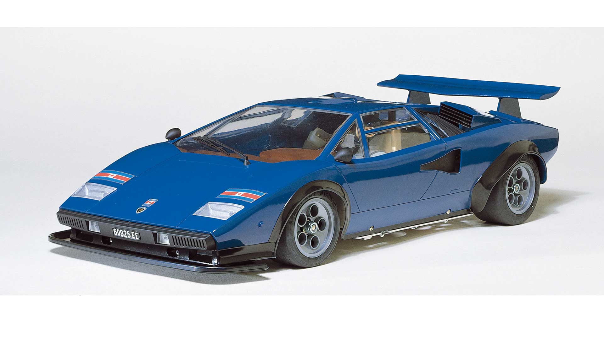 We love these 20 retro radio controlled cars