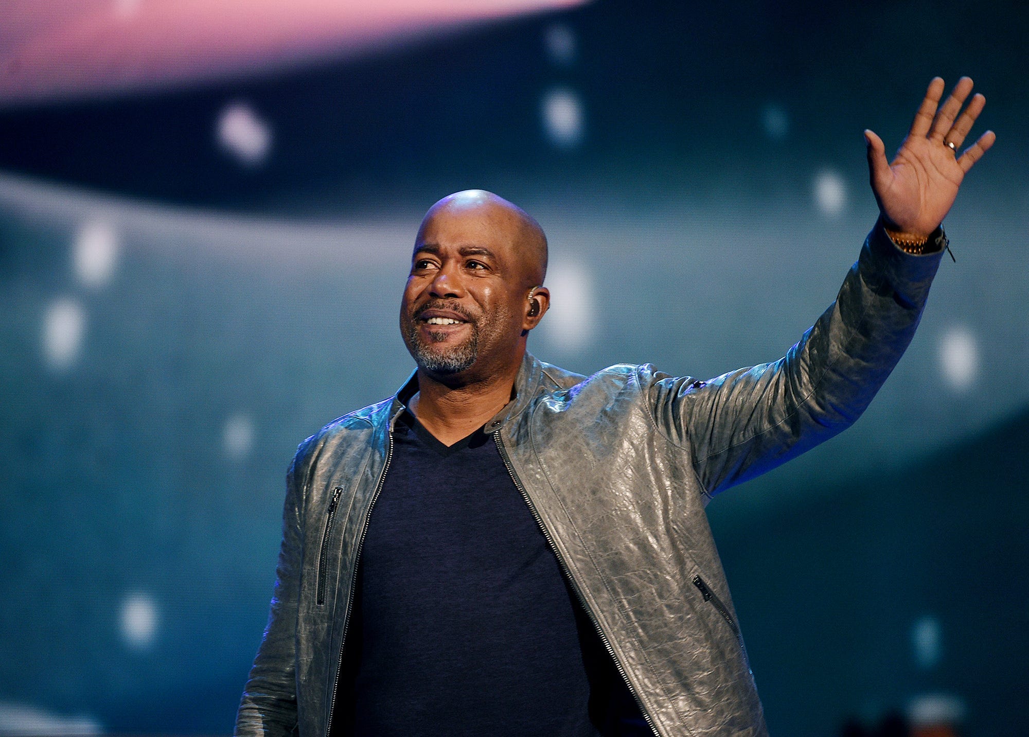 Watch Darius Rucker serenade travelers at BNA in Nashville