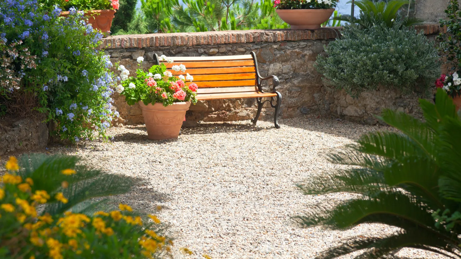 15 No-Mow Landscaping Ideas That Aren’t Boring
