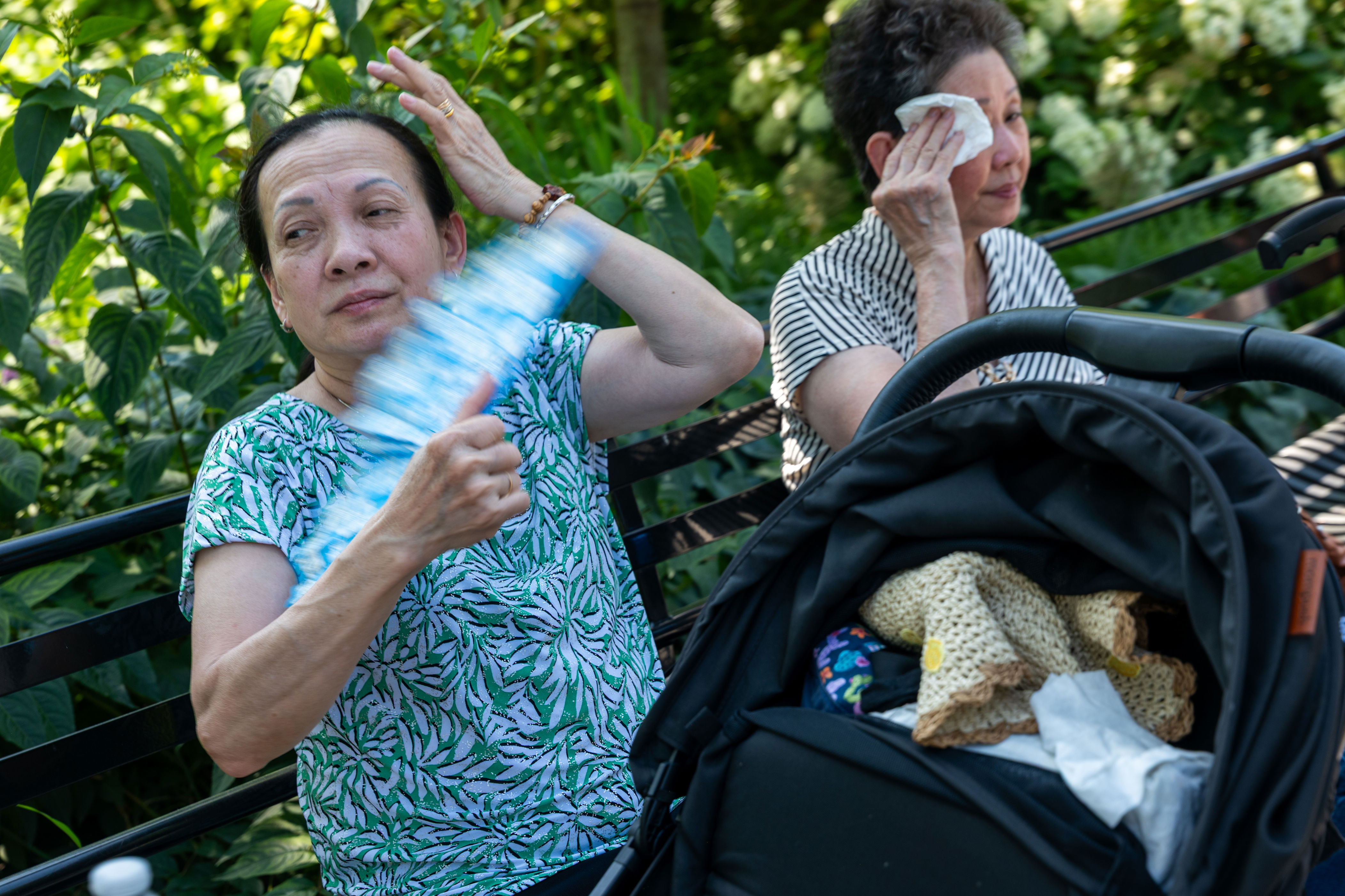 How to Build a Vending Machine in Minecraft 🥤 | Redstone Item Dispenser ...
