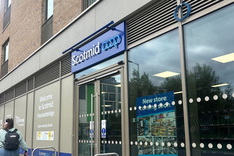 New Edinburgh Scotmid supermarket opens its doors in local community