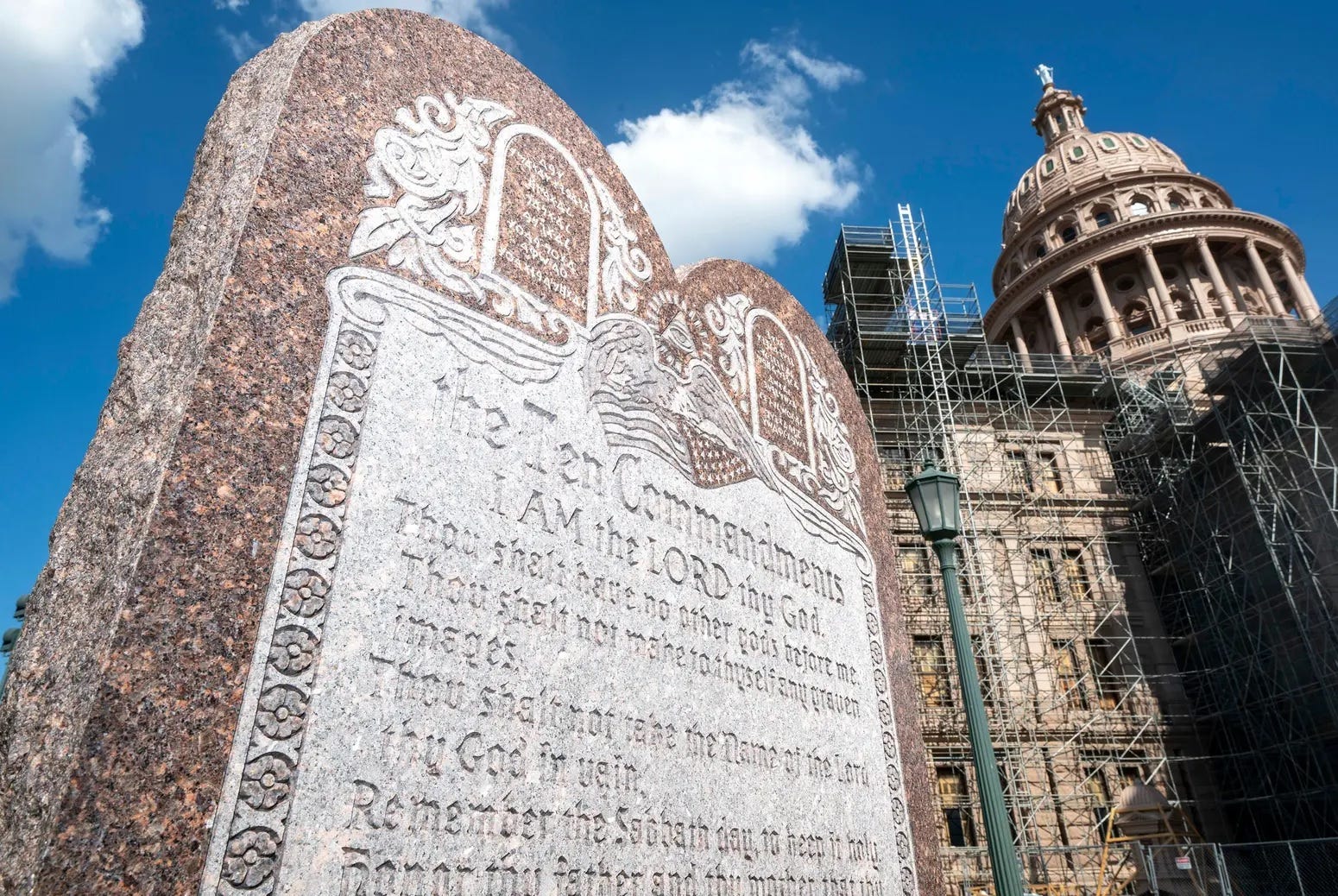 Texas, Louisiana argue to keep Ten Commandments in schools