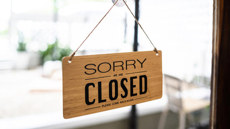 How Soon Before Closing Is Too Late To Show Up At A Restaurant?