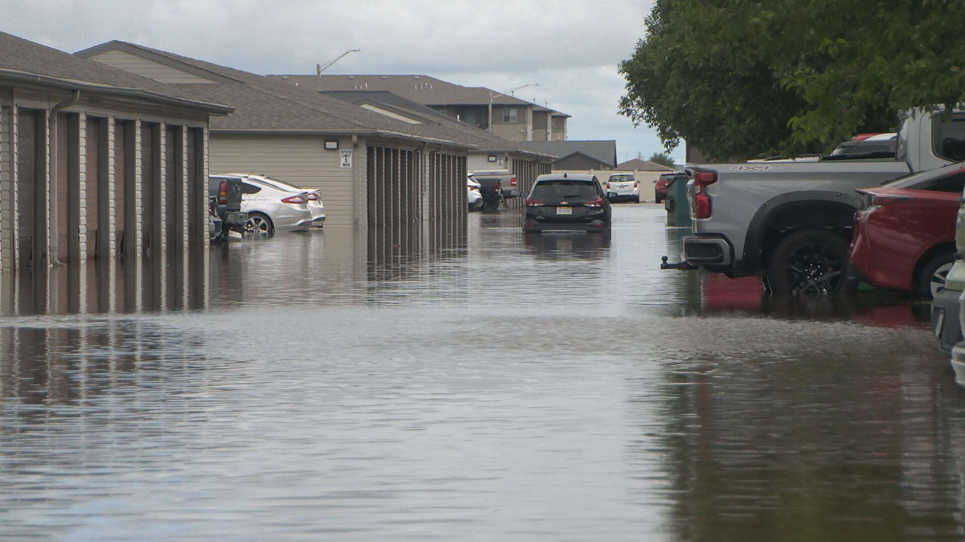 Historic flooding in Grand Island impacts residents