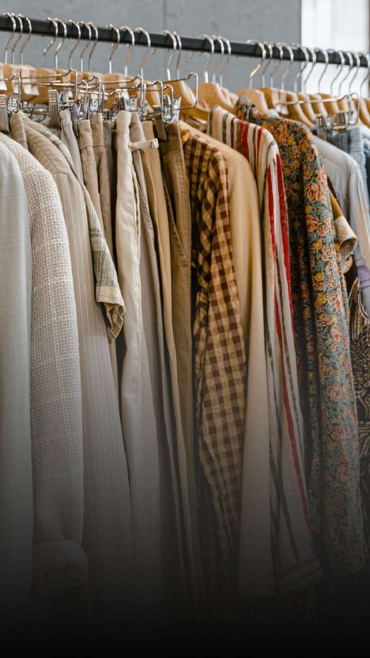 How To Remove Rain Smell From Your Clothes?