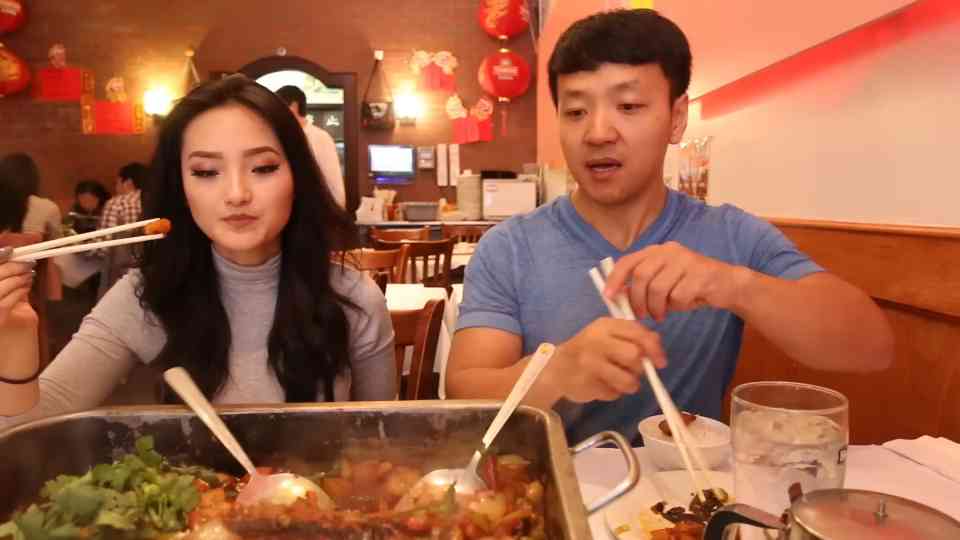 4 Must Try SPICY Dishes at The BEST Hunan Chinese Restaurant in New York!