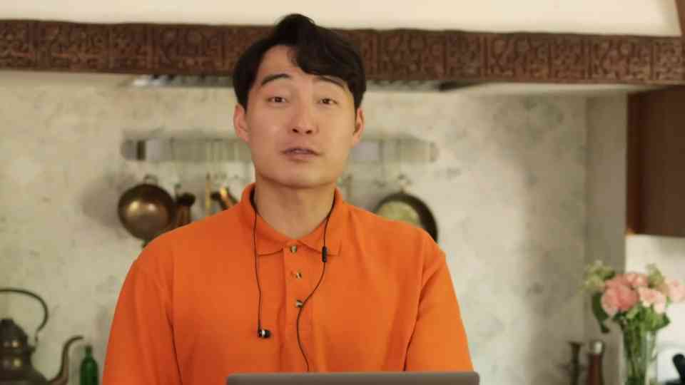 Uncle Roger SHOCKED By Dollar Store Pad Thai (William Osman)