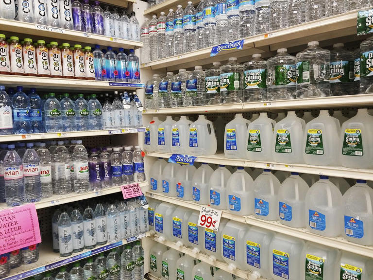 12 Grocery Store Items Frugal People NEVER Buy