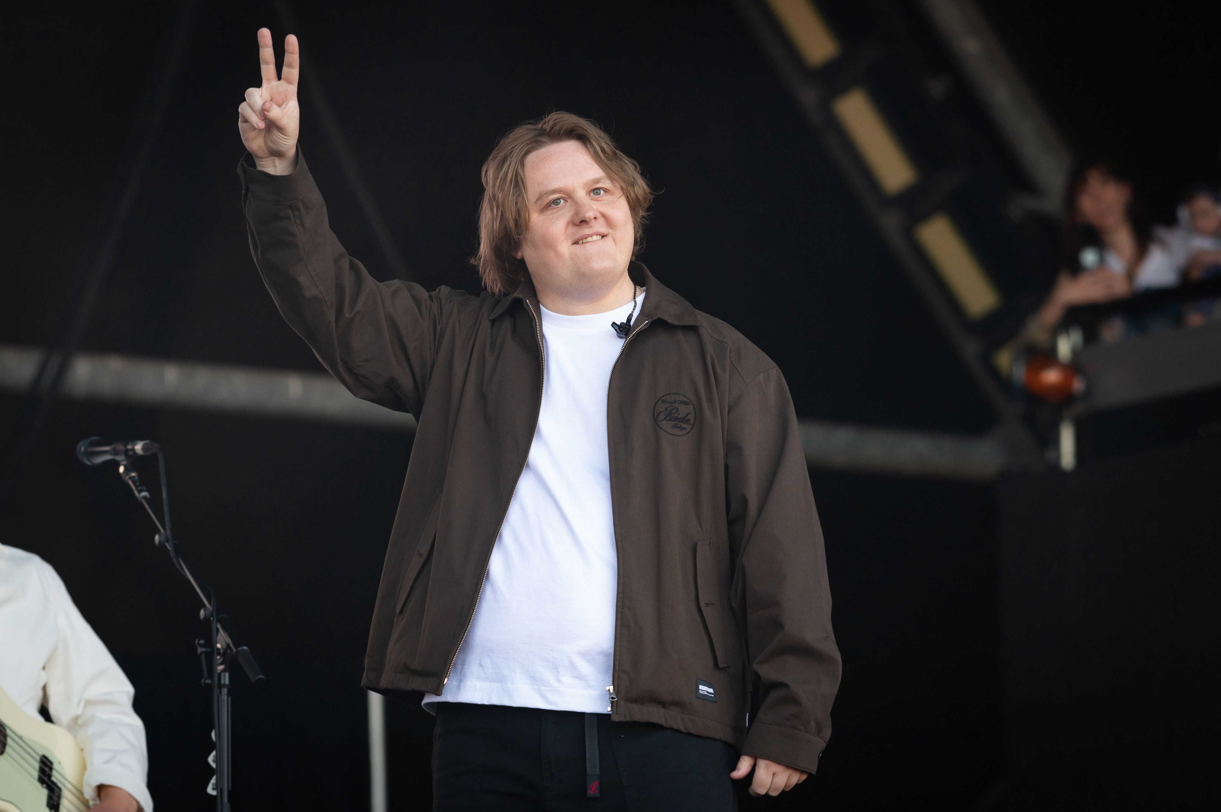 Best Glastonbury 2025 moments from Lewis Capaldi's return to secret ...