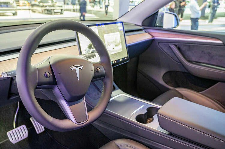 Tesla's Texas robotaxi launch earns safety complaint days after debut
