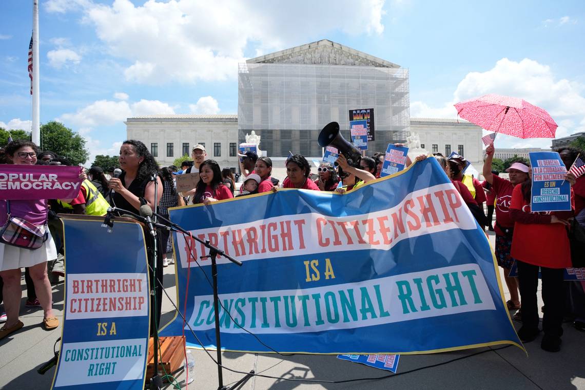 Federal judge blocks Trump order on birthright citizenship, approves ...