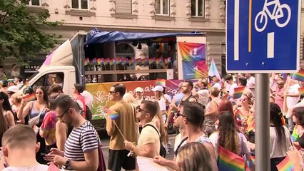 Ungheria, Budapest Pride: Orbán minaccia "conseguenze legali" per i ...