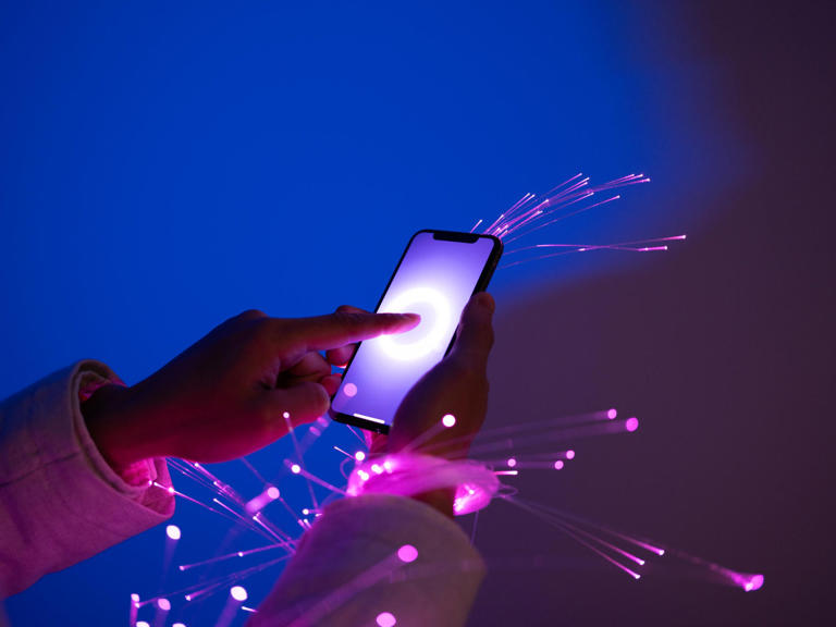 Facing Billions in DMA Fines, Apple Lets EU iPhone Users Install Apps ...