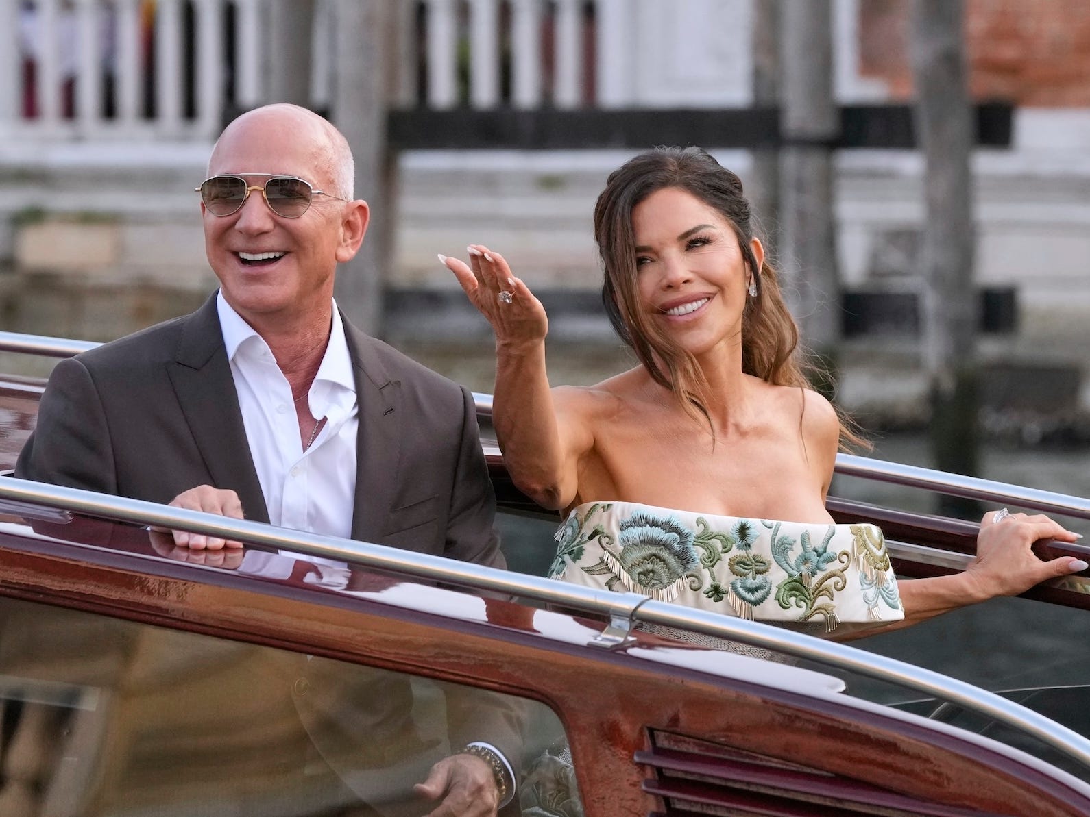 Jeff Bezos and Lauren Sánchez got married in a glamorous Italian wedding