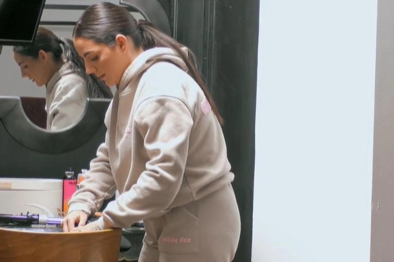 Channel 4 Open House star says 'I really can't do this' before leaving ...