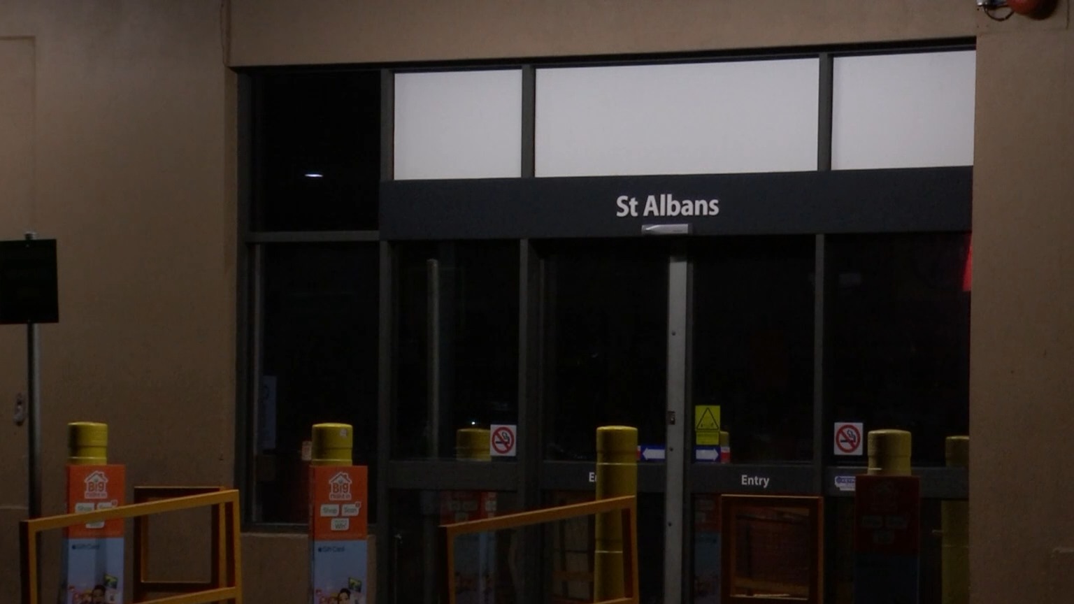 Security guard stabbed outside Woolworths