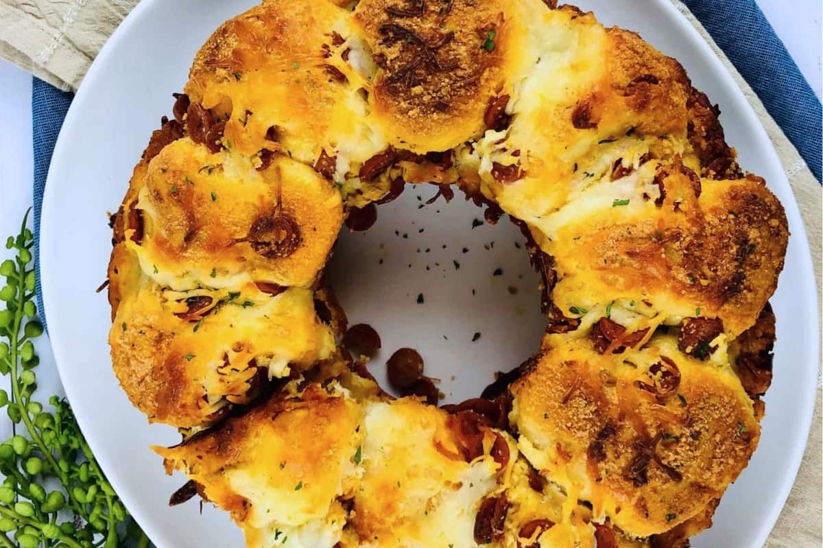 23 Finger Foods Everyone Will Hover Over
