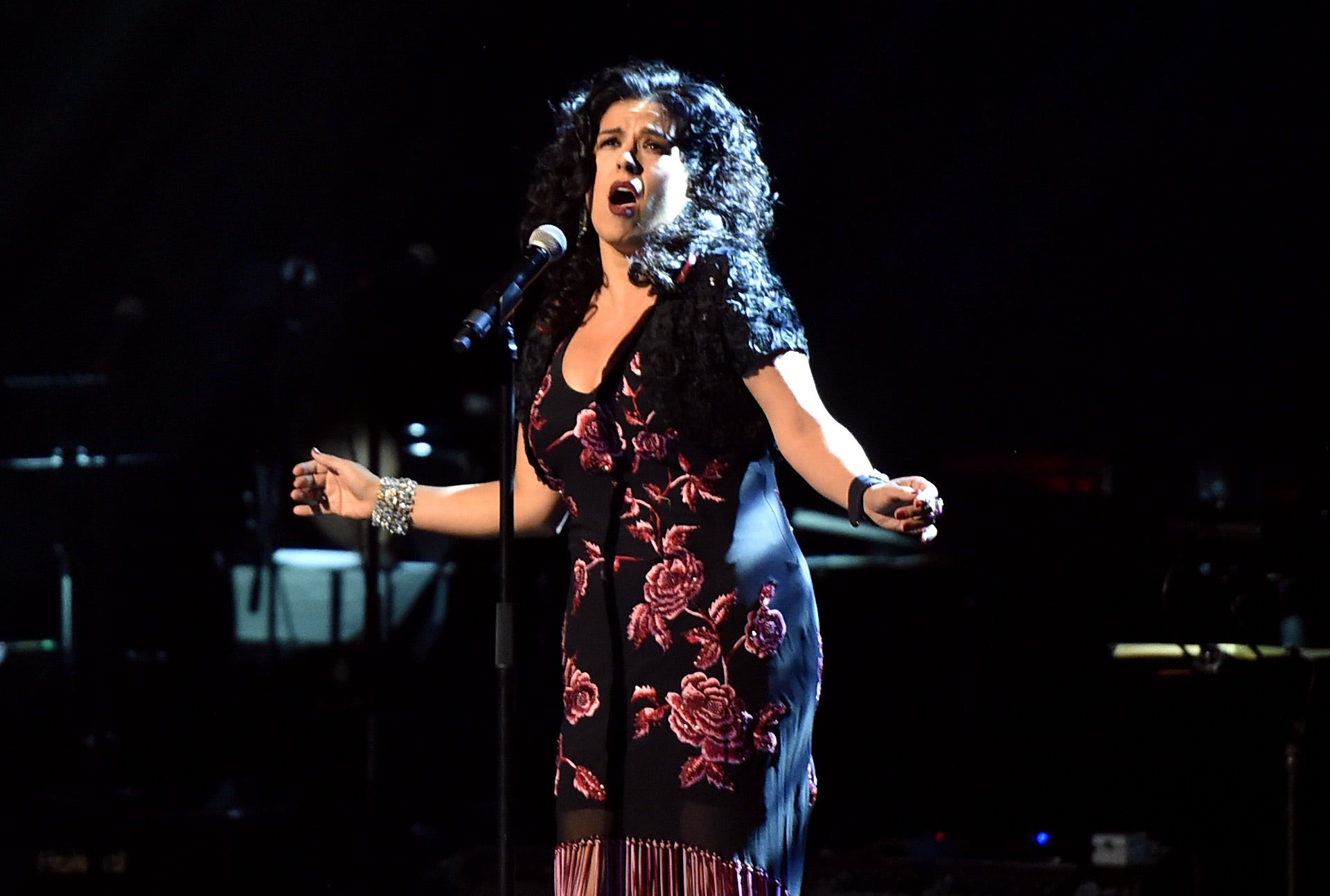 Rebekah Del Rio, who sang 'Llorando' in David Lynch's 'Mulholland Drive ...