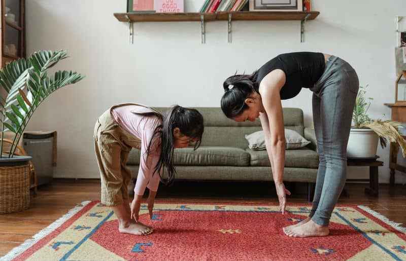 10 Reasons to Teach Your Kids About Mindfulness At a Young Age