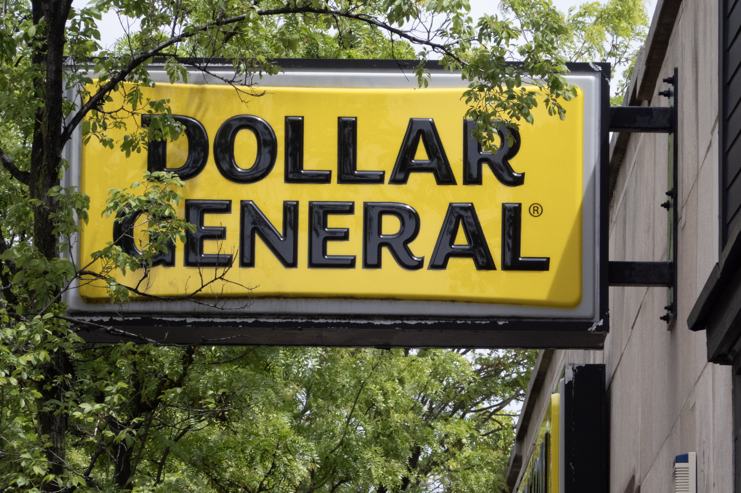 Dollar General dropping prices nationwide: What to know