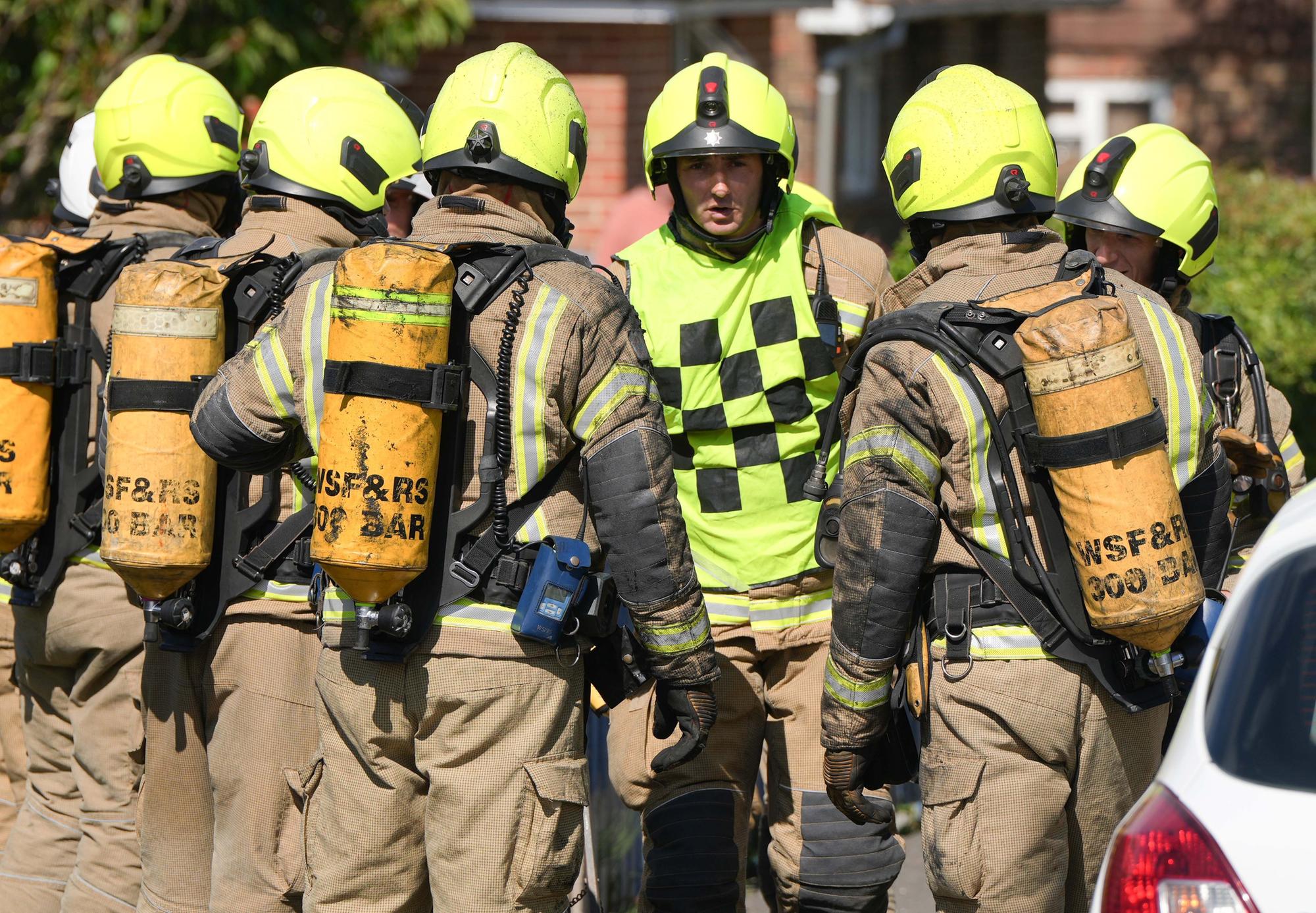 West Sussex Fire sparks emergency response - 'keep your windows and ...