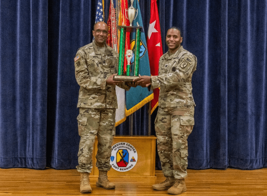 Fort Benning Military Police and Working Dog receive Brig. Gen. David H ...