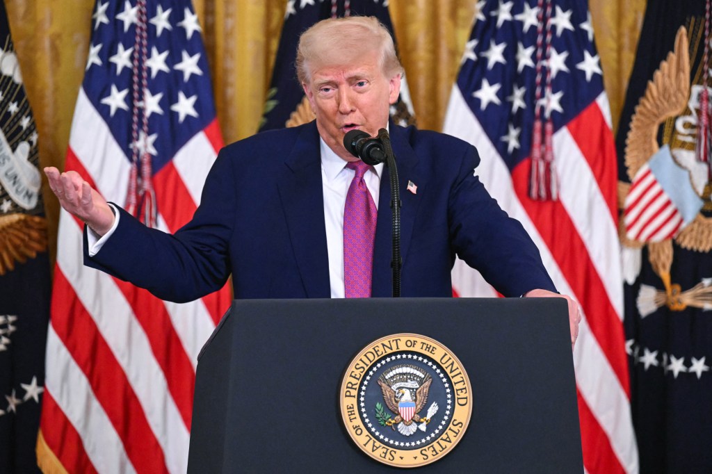 Wall Street economist who ripped Trump admits prez may have ‘outsmarted ...