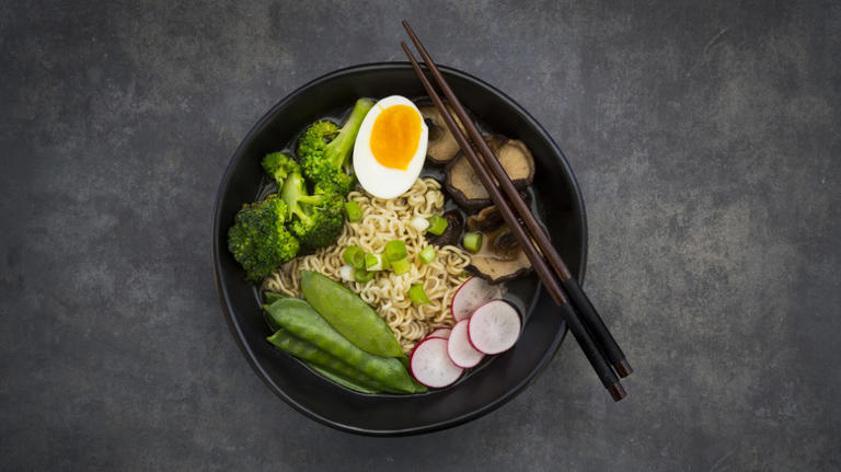 10 Mistakes To Avoid When Ordering Food In Japan