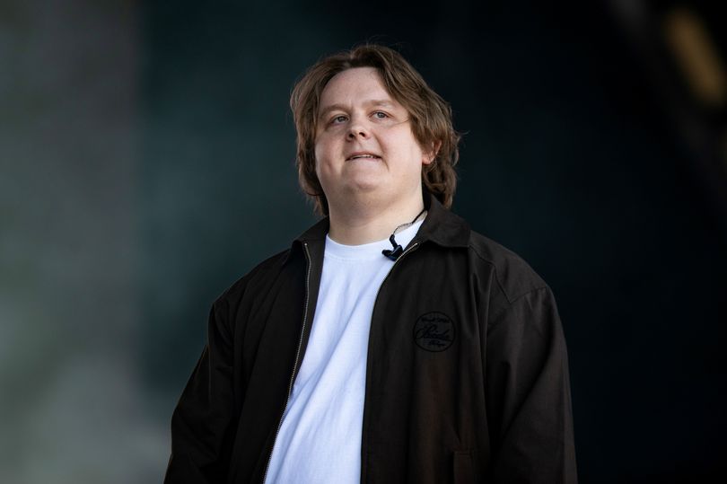 Lewis Capaldi's emotional message to fans during surprise Glastonbury ...
